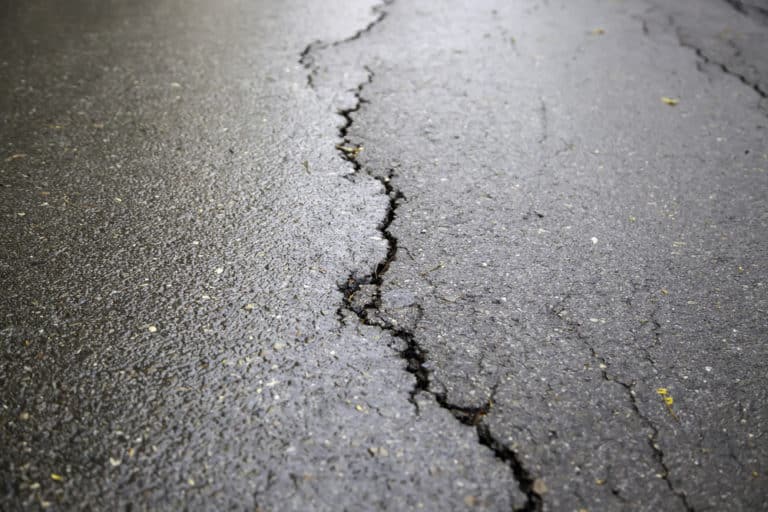 Will A Roll Off Dumpster Damage My Driveway? 7 Properly Placed Dumpster ...